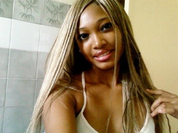 ANNICK KOFFI (qui connait)